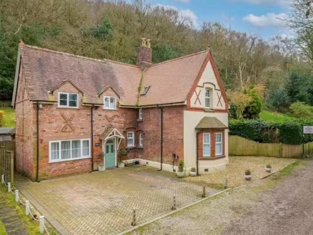 Carriage Drive, Frodsham, WA6, 4 bedroom, Cottage
