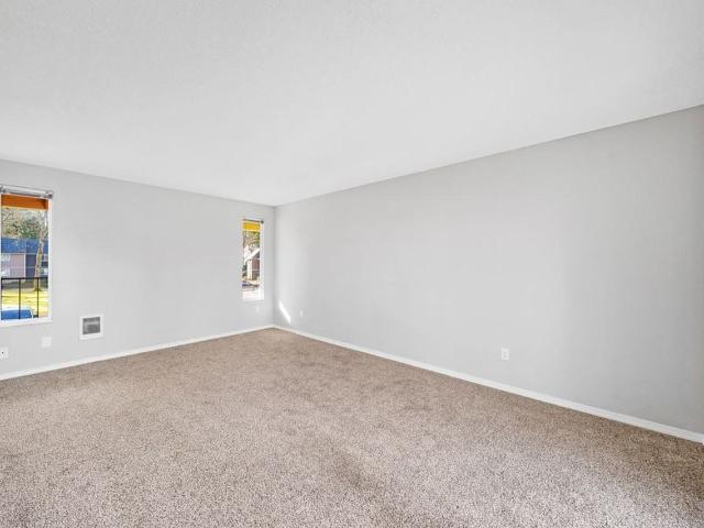 Carriage Estate 1 Bedroom Apartment for Rent at 10305 Sw Wilsonville Rd, Wilsonville, OR 97070 Wilsonville