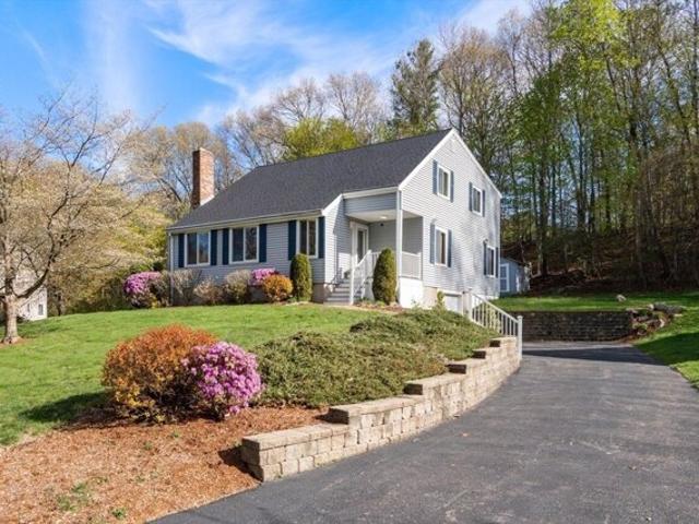 Carriage House Path, Ashland, Home For Sale