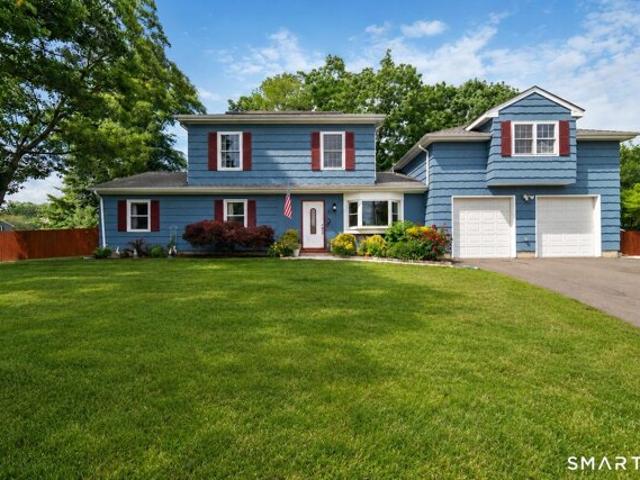 Carriage Ln, Milford, Home For Sale