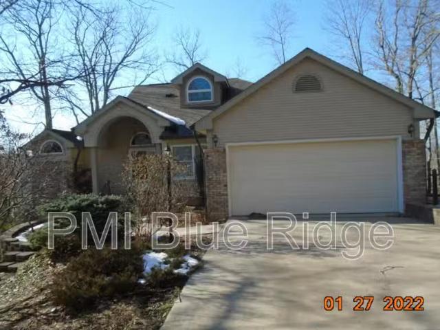 Carriage Park 108 Jenny Lind Dr