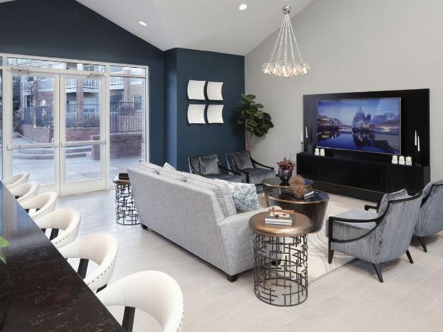 Carriage Place 1 Bedroom Apartment for Rent at 4875 Dtc Blvd, Denver, CO 80237 Hampden South