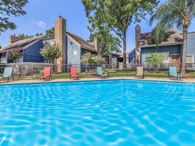 Carriage Place Apartments 2 Bedroom Apartment for Rent at 505 Wells Fargo Dr, Houston, TX 77090