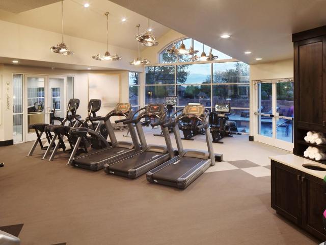 Carriage Place Studio Apartment for Rent at 4875 Dtc Blvd, Denver, CO 80237 Hampden South