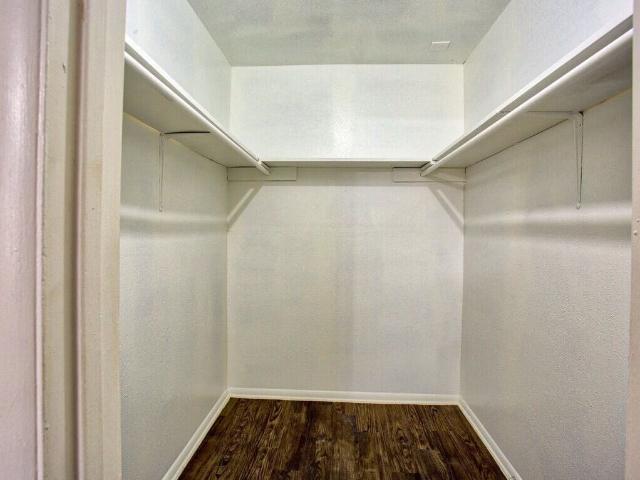Carriages 3 Bedroom Apartment for Rent at 1600 Jones Dr, Arlington, TX 76013
