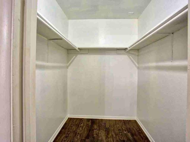 Carriages 2 Bedroom Apartment for Rent at 1600 Jones Dr, Arlington, TX 76013