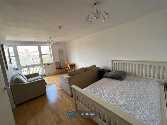 Carrick Court, London SE11, Room to rent, £1,550 pcm | PrimeLocation