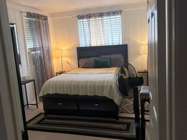 Carrie is offering a Room For Rent in Sarasota, Sarasota in August 2026 $0.00