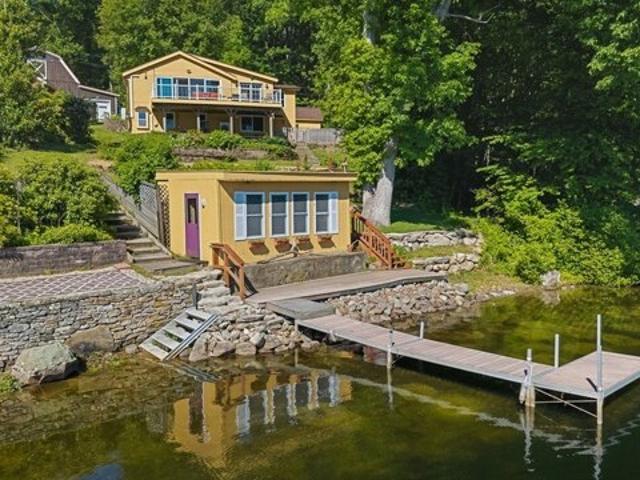 Carrier Ln, Sutton, Home For Sale