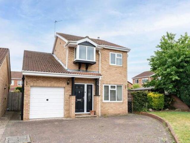 Carron Crescent, York, 3 Bedroom Detached