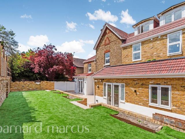 Carshalton Road, SUTTON 1 bed apartment to rent £1,600 pcm £369 pw