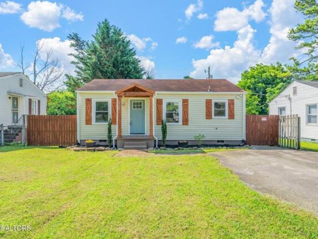 Carson Ave, Knoxville, Home For Sale