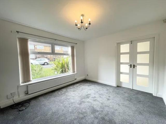 Carslake Avenue, Heaton BL1
