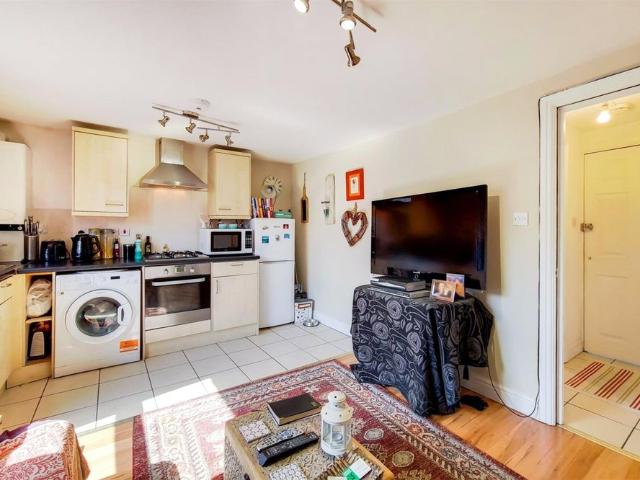 Castelnau, Barnes, SW13, London