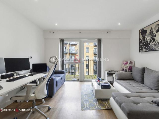 Castleton House, Colindale NW9, 1 bed flat to rent, £1,700 pcm | PrimeLocation