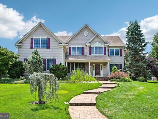 Castleton Ln, Moorestown, Home For Sale