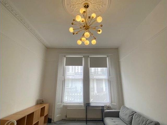 Castletown Road, London W14, 2 bed flat to rent, £2,750 pcm | PrimeLocation