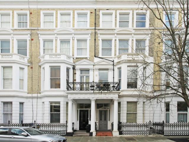 Castletown Road, West Kensington W14, Studio to rent, £1,500 pcm | PrimeLocation