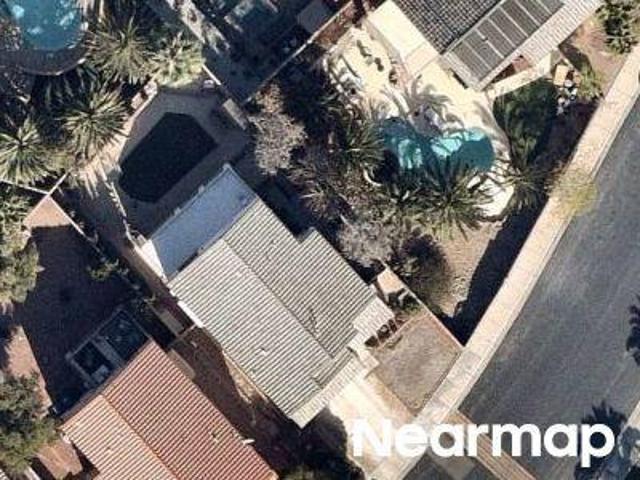 Castle Canyon Ave