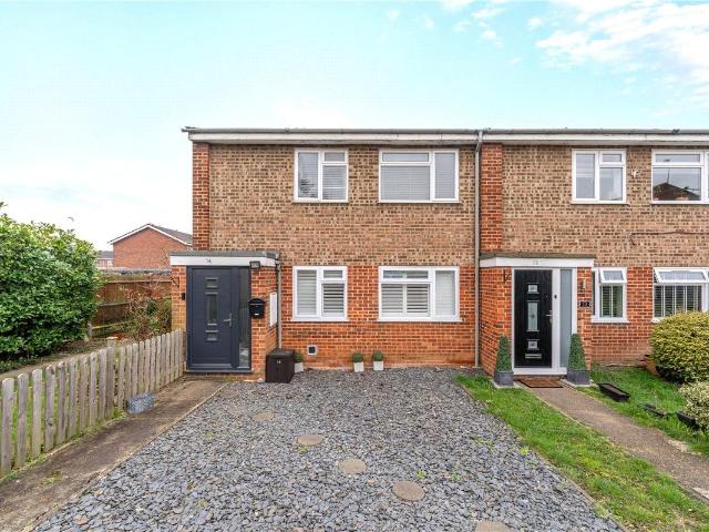 Castle Close, Sunbury On Thames TW16, 2 bed maisonette to rent, £1,600 pcm | PrimeLocation