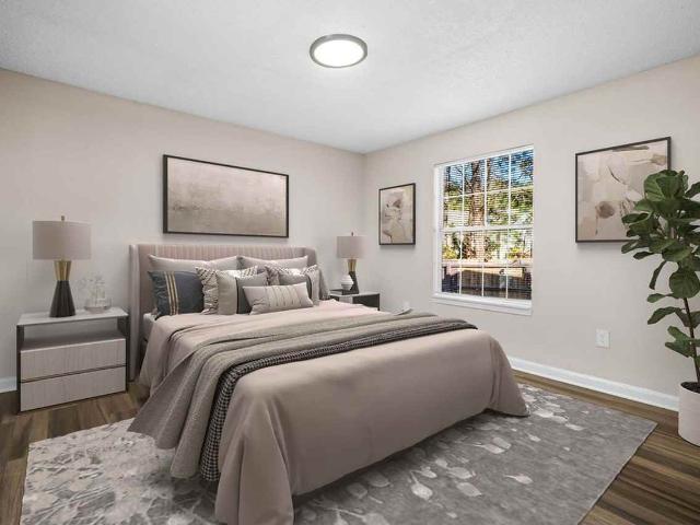 Castle Creek Apartments: Welcome Home to Comfort and Premier Living in Decatur, GA 1 Bedroom Apartment for Rent at 2435 Aylesbury Loop, Decatur, GA 30034