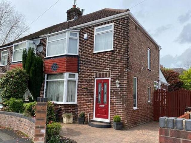 Castle Avenue, Denton, 3 Bedroom Semi detached