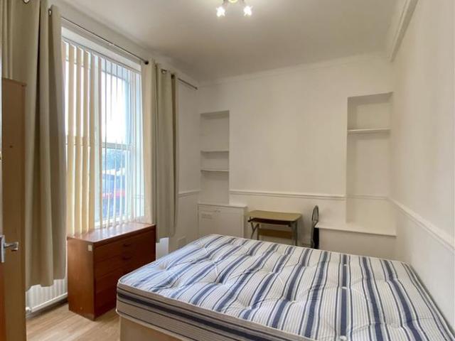Castle Buildings, Treforest CF37, 4 bed terraced house to rent, £1,500 pcm | PrimeLocation