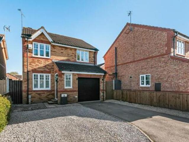 Castle Grange, Waseley Hill Way, Hull, 3 Bedroom Detached