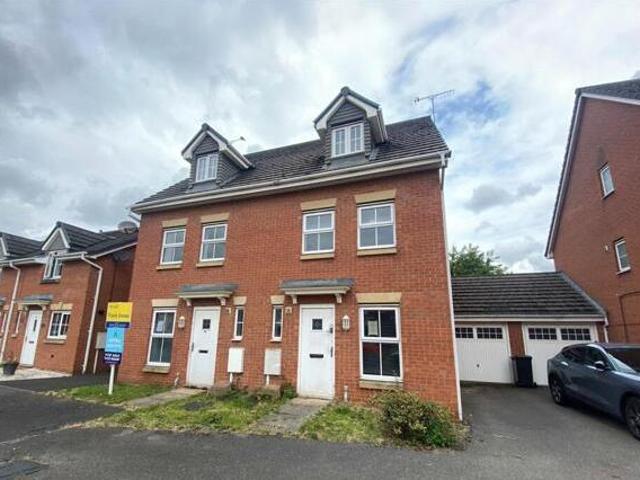 Castle Donington, Blyth Court, Derby, 3 Bedroom Semi detached