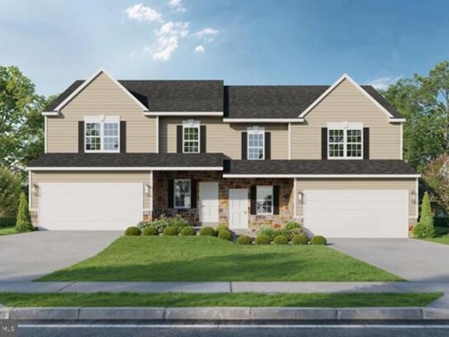 Castle Dr, Robesonia, Home For Sale