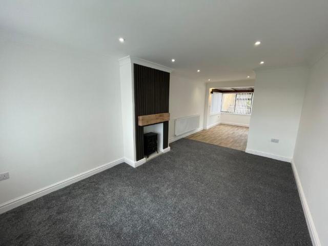 Castle Drive, Neath, SA11