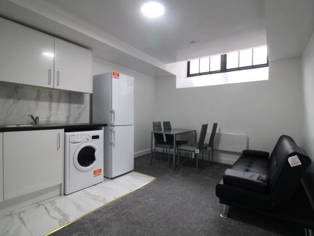 Castle Edge, 4 6 Castle Boulevard NG7, 1 bed flat to rent, £900 pcm | PrimeLocation
