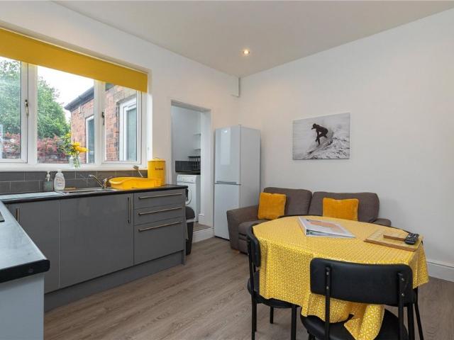Castle Hill Road, Newcastle, Staffordshire, ST5