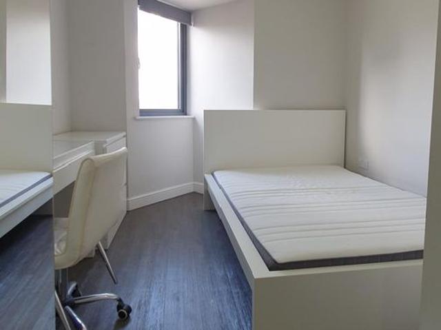 Castle Lane, Cardiff CF24, Studio to rent, £775 pcm | PrimeLocation