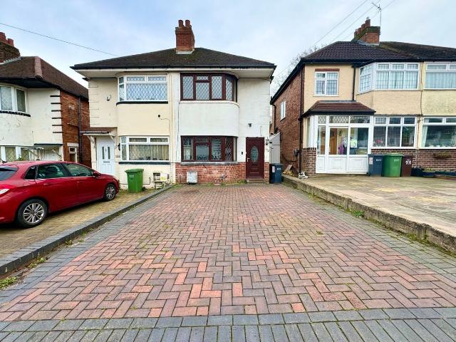 Castle Lane, Solihull, West Midlands B92, 2 bed semi detached house to rent, £1,100 pcm | PrimeLocation