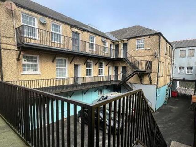 Castle Mews, Castle Street, 2 Bedroom Flat