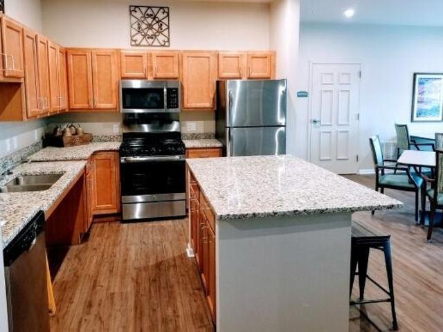Castle St Johns 2 Bedroom Apartment for Rent at 110 E Higham St, Saint Johns, MI 48879