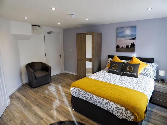 Castle Street, Dudley DY1, Studio to rent, £650 pcm | PrimeLocation