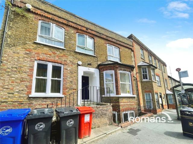 Castle Street, High Wycombe. 1 bed flat to rent £1,000 pcm £231 pw