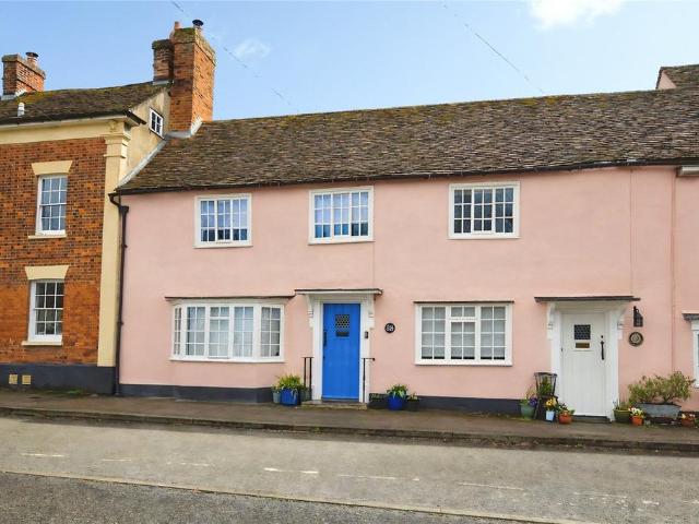 Castle Street, Saffron Walden, Essex. 3 bed terraced house to rent £1,850 pcm £427 pw