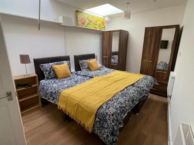Castle Street, Salisbury SP1, Room to rent, £800 pcm | PrimeLocation