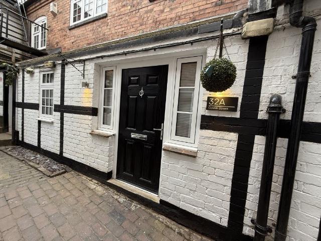 Castle Street, Shrewsbury SY1, 2 bed flat to rent, £950 pcm | PrimeLocation