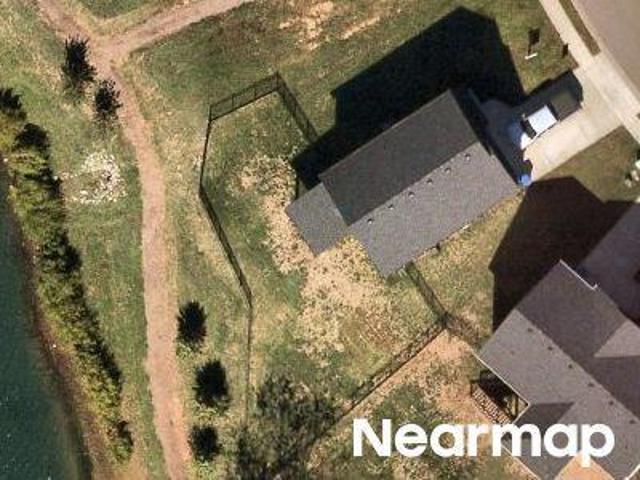 Castle Pinckney Ln