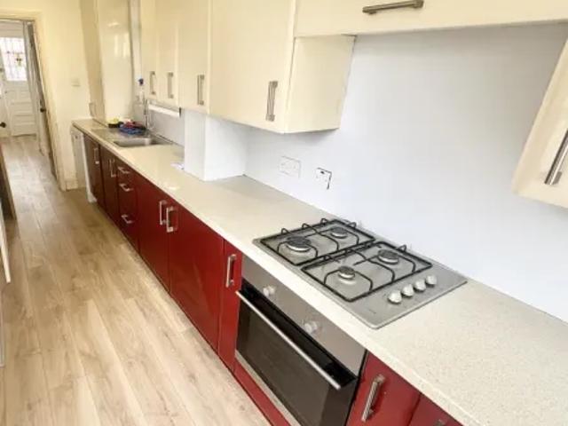 Castle Road West, Brandhall, B68 0LZ, United Kingdom | 3 bed house for rent #167867882 | Rentberry