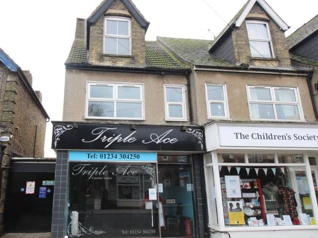 Castle Road, Bedford, MK40 3QX 2 bed flat to rent £1,095 pcm £253 pw