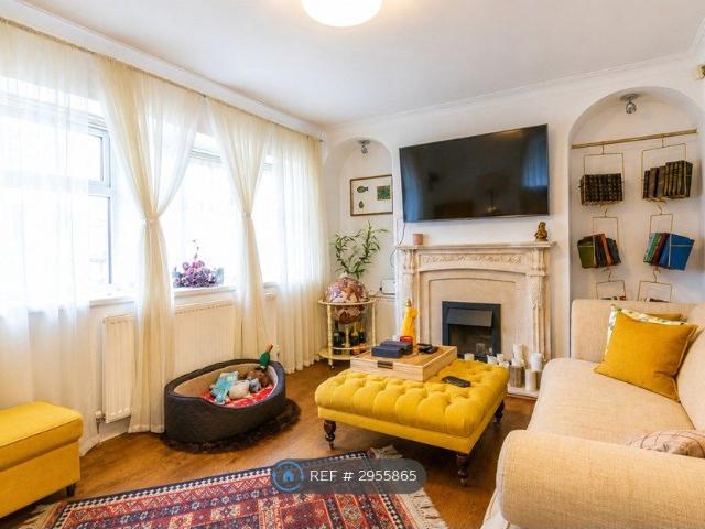 Castle Road, Birmingham B29, 2 bed semi detached house to rent, £1,245 pcm | PrimeLocation