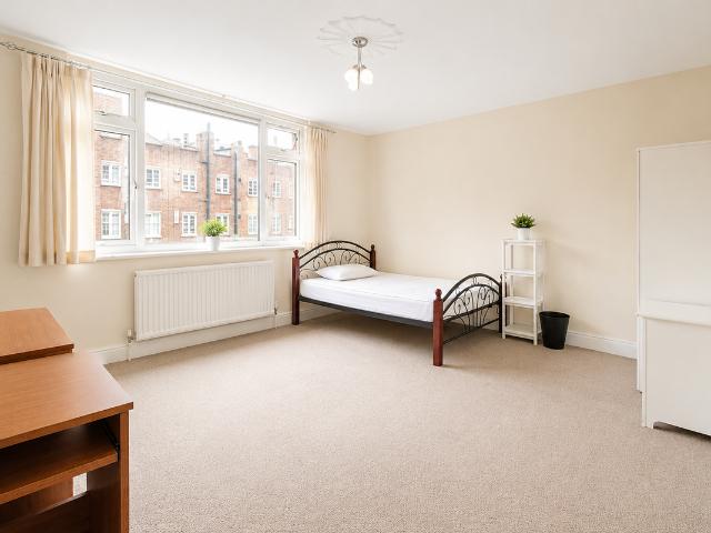 Castle Road, London NW1, 3 bed flat to rent, £3,650 pcm | PrimeLocation