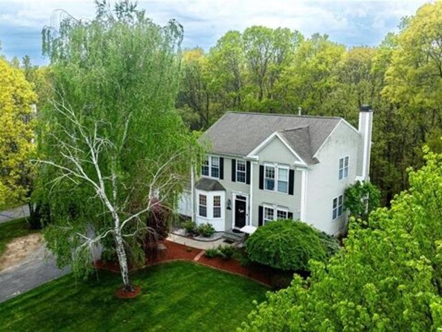 Castle Rocks Rd, Warwick, Home For Sale