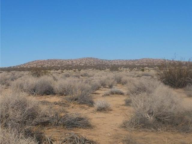 Castle Rd, Boron, CA 93516