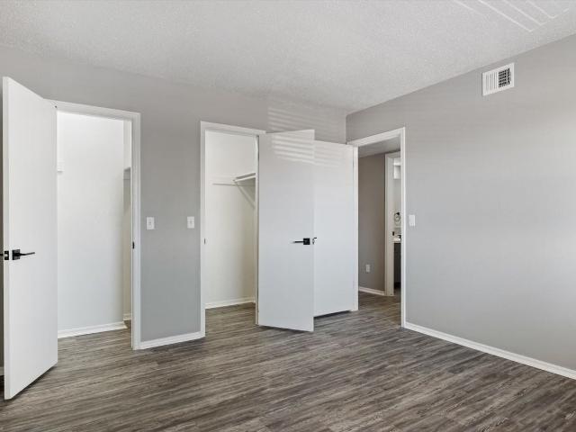 Castle Tower Apartments | Renovated Homes in Northwest Oklahoma City 1 Bedroom Apartment for Rent at 5518 Nw 23rd St, Oklahoma City, OK 73127 Windsor Forest